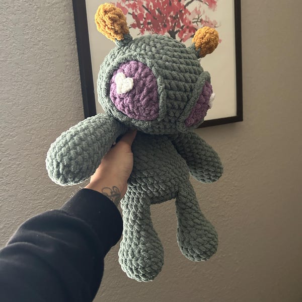 Plush Alien - Crochet Pattern. UFO - Etsy
