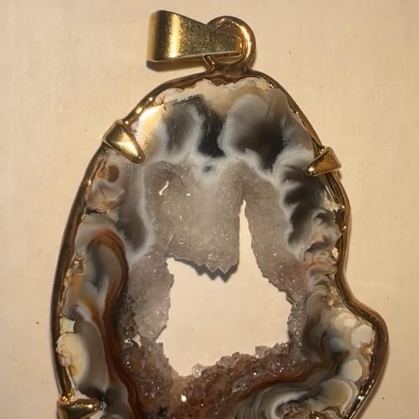 Large Round Plastic Stand (12 Pieces) Size 1.5 Inches Bulk Wholesale ...