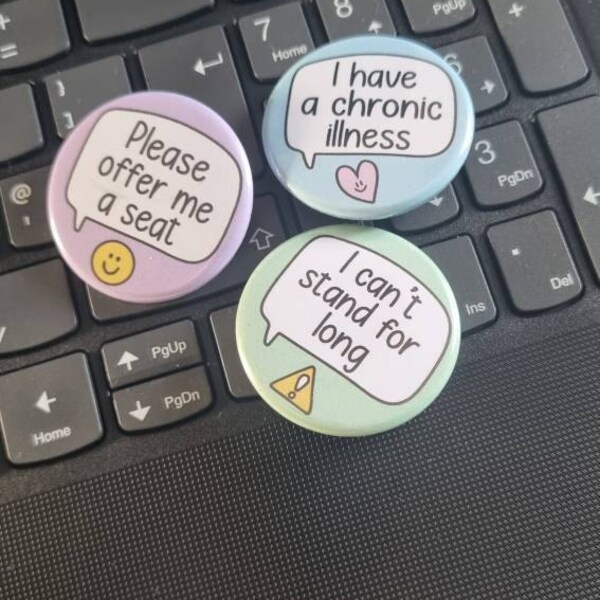 I Struggle to Hear in Noisy Places Badge Pin Sensory Gift Loud Noises ...