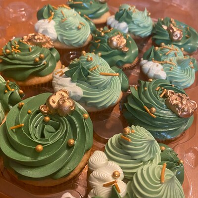 Golden Jungle Animal Heads, Sugar Animals, Fondant Animals, Gum Paste ...