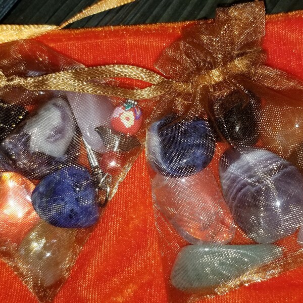 Plantar Facitis & Foot Pain. Set of Healing Crystals to Support Feet ...