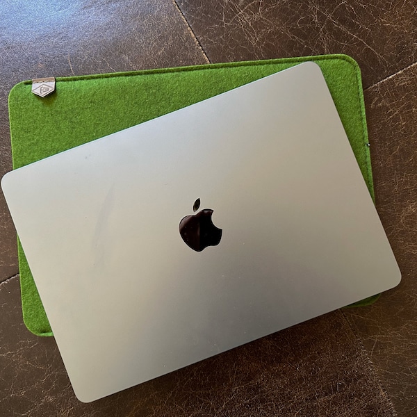 Simple MacBook Sleeve Felt | Minimalist | Laptop Case - Etsy