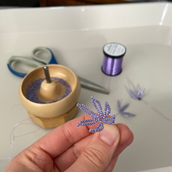 Snowflake - Pattern & Tutorial for Wire Lace : Step-by-step Instruction ...