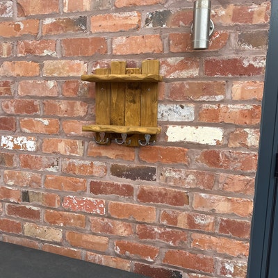 4 Pane RH Hot Tub Robe Towel Hanger Shelf - Etsy UK