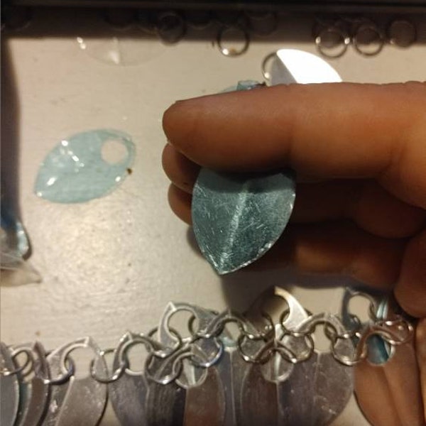 500pcs Large Mirror Anodized Aluminum Dragon Scales ,3D Scalemail ...