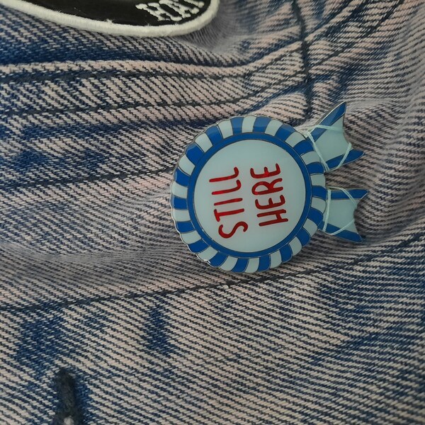 Personalised Design Your Rosette Award Enamel Pin | Customised Pin ...