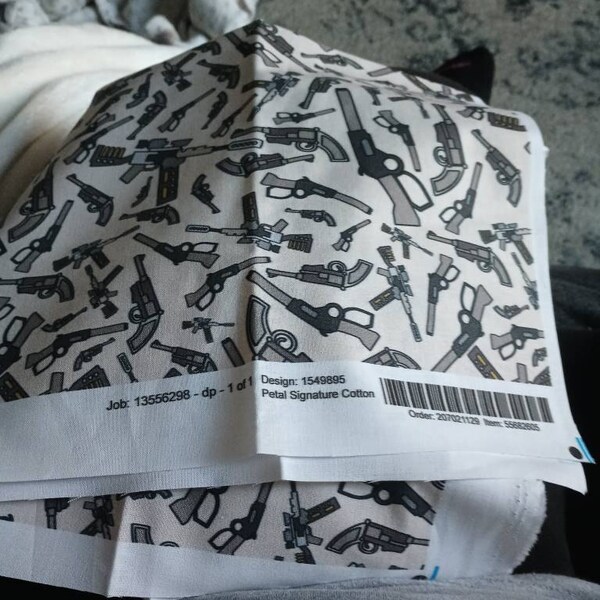 Pistol Fabric - Western Pistol Six Shooter Rifle Shotgun Cowboy Gun ...