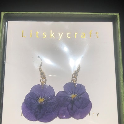 Handmade Resin Violet Flower Earrings, Pressed Real Flower Resin ...