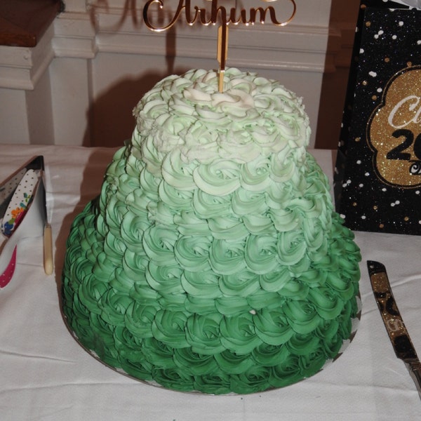 Custom Personalized Gold Acrylic Class of 2024 Graduation Cake Topper ...