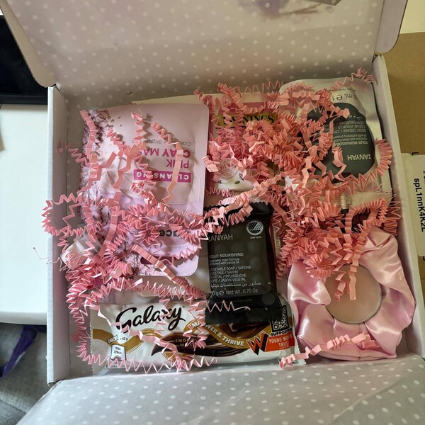 Pamper Gift Box for Her Teenage Tween Birthday Sleep Over Pamper Self ...