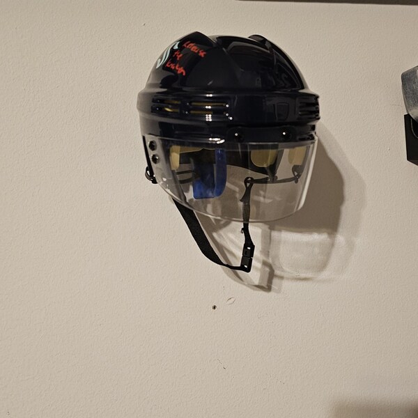 THE BEST Mini Helmet Holders 3D Printed in Pla+, Show off Your Mini ...