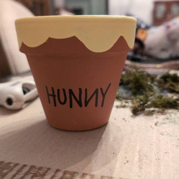 Winnie the Pooh Terra Cotta Hunny Pots Centerpieces Party Favors for ...