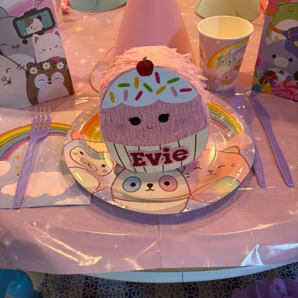 Mini Squishmallow Pinata: Adorable Birthday Party Favors & Decorations ...