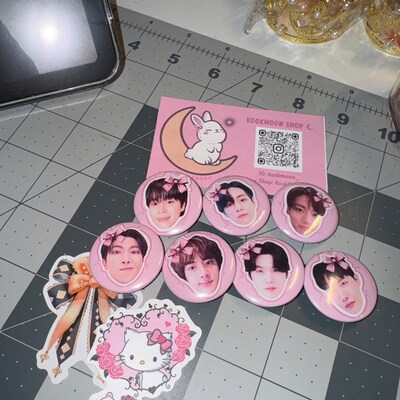 BTS Bow Buttons - Etsy