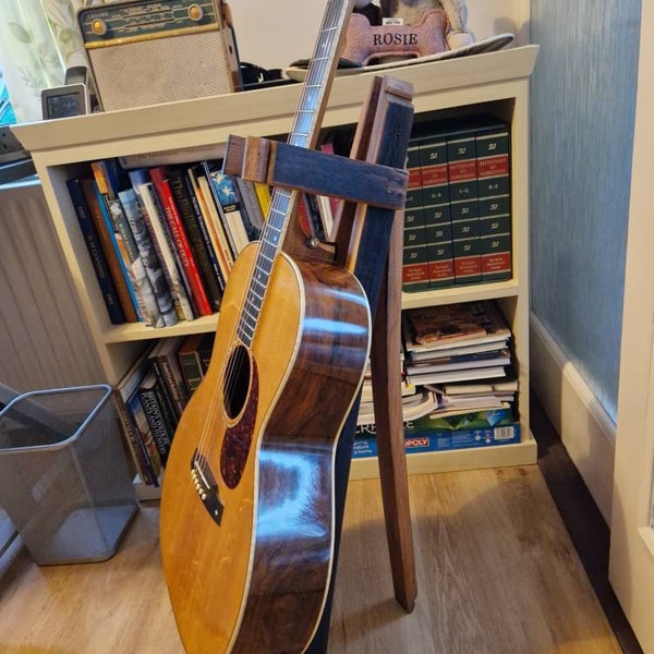 Hand Crafted Oak, Scotch Whisky Barrel Stave Freestanding Guitar Stand ...