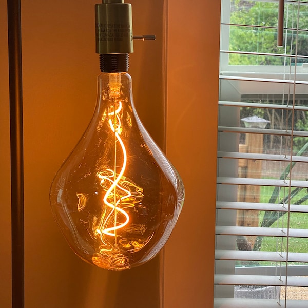 XL Oversized Bulbs - LED Edison Filament E26 Modern Glass Lamp Bulbs ...