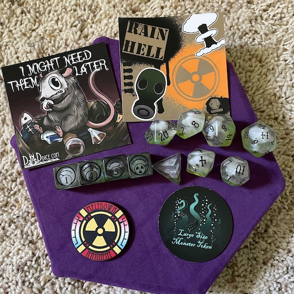 Nuclear Fallout Exclusive 11 Dice Set | Glow in the Dark Nuke Wasteland ...