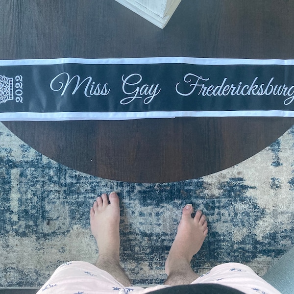 Custom Embroidered Pageant Sash With Cursive Font - Etsy