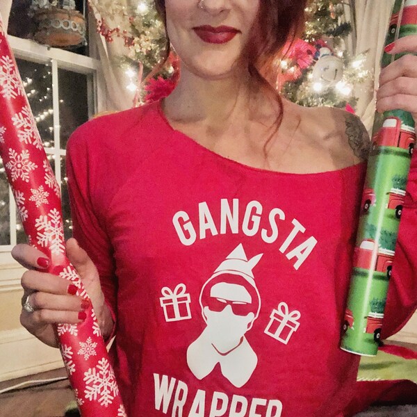GANGSTA WRAPPER Elf Christmas Slouchy Sweatshirt - Pick Color ...