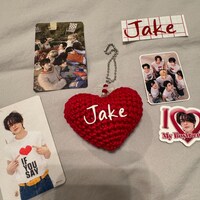 Enhypen ROMANCE: UNTOLD XO Inspired Red Heart Crochet Charm - Etsy Canada