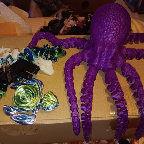 3d Printed Fun Octopus Fidget Desk Toy With Articulating Tentacles - Etsy