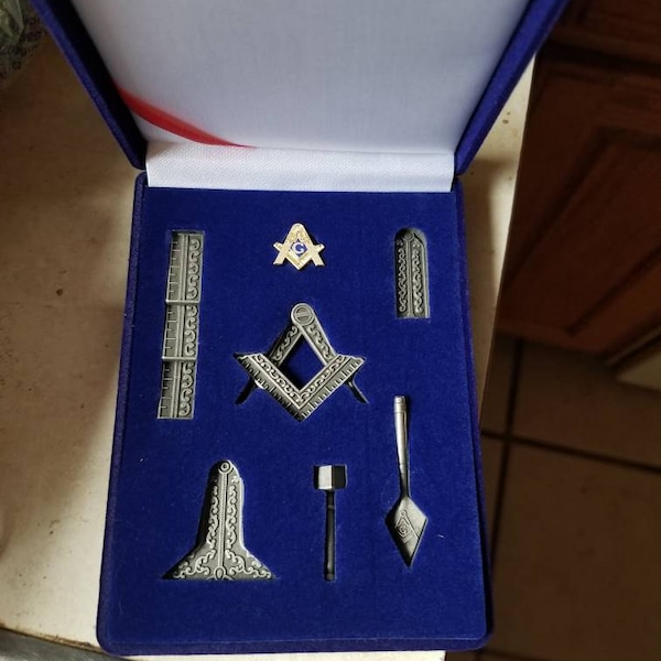 Masonic Mini Working Tool Gift Set With Lapel Pin (antique Gold) - Etsy