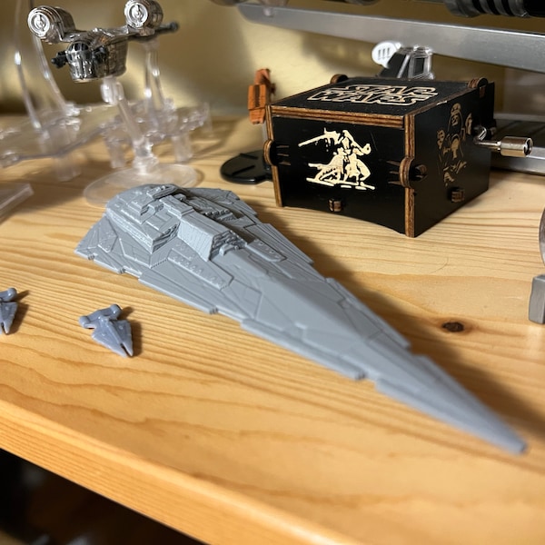 Bellator Class Custom Dreadnought Star Destroyer Ship - 7.5" Model ...