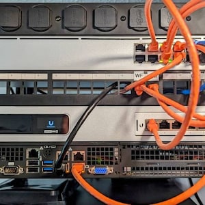 Logitech-squeezebox-crm66 Injection Molded Front and 3D Printed Rear ...