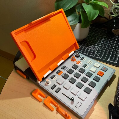 KO II Stand Case by FANBOY - Etsy