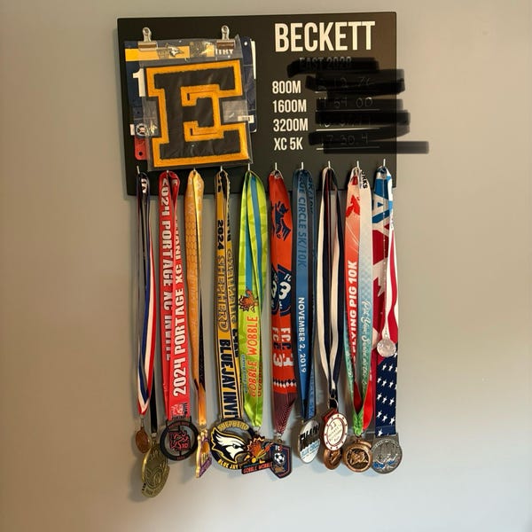 Customizable Single Bib Medal Holder Medal Display Rack - You Design It ...