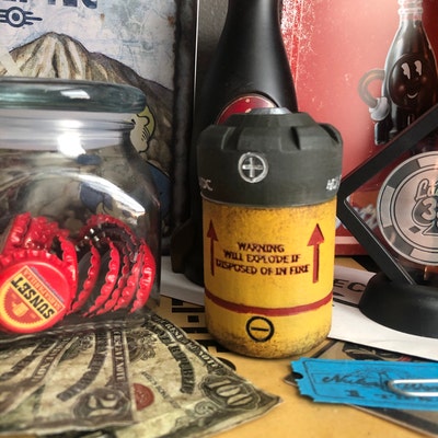 Fallout Inspired Fusion Cell Container painted - Etsy