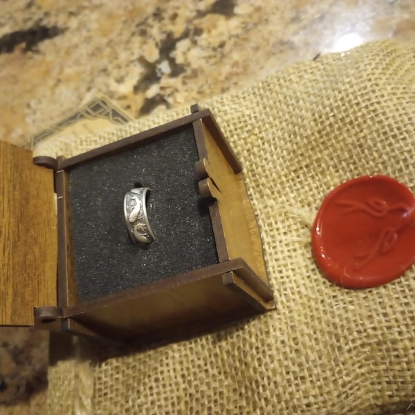 Maze Ring Sterling Silver, Sacred Labyrinth Band 925, Geometric Pattern ...