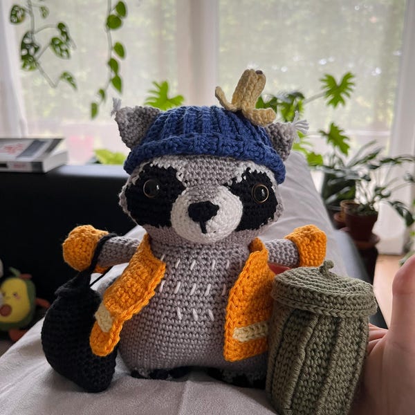 Sanitation Worker Raccoon | PDF Crochet Amigurumi Pattern | DIY Cute ...