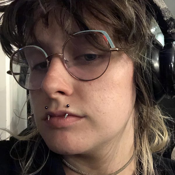 Titanium Surface Piercing, Dermal Piercing Implant - Internally ...