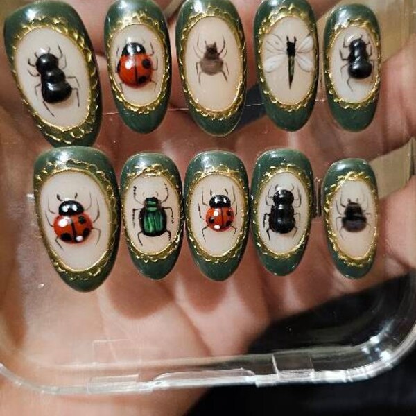 Hand-painted Nails |party Nails |bug Gallery Press on Nails |hand ...