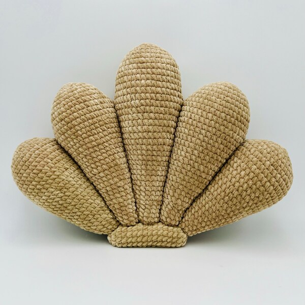 Crochet Pattern for a Shell-shaped Pillow, Fashionable Room Decoration ...