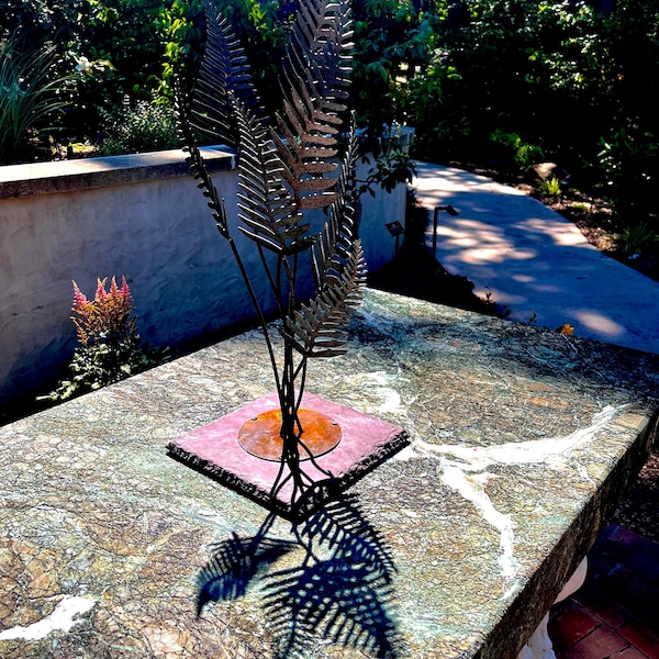Rustic Rusty Metal Fern Leaf Sculpture Art Flower Garden Landscape ...