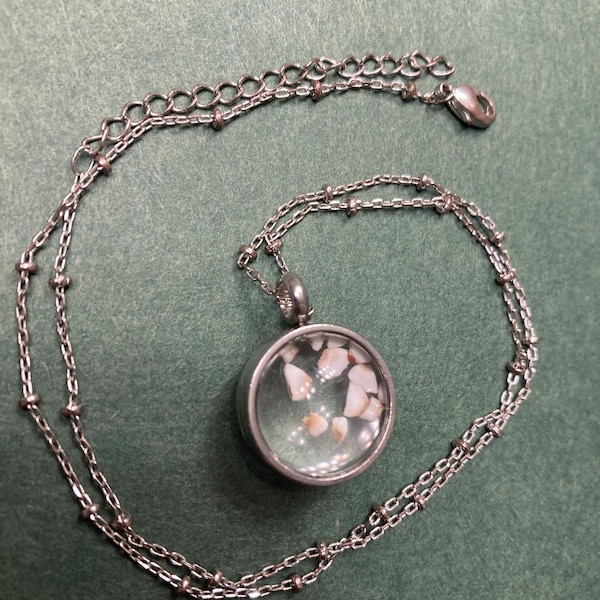 Magnetic Heart Shaped Glass Memory Locket Keychain, 35mm X 35mm ...