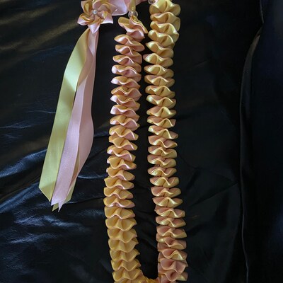 Custom Graduation Lei, Celebration Lei, Ribbon Lei, College Graduation ...