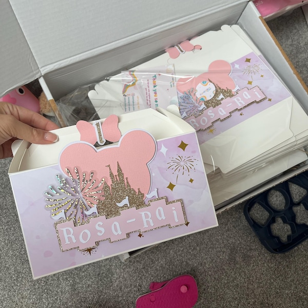 Personalised Hilda Cake Topper, Customised Hilda Cake Topper, Hilda ...