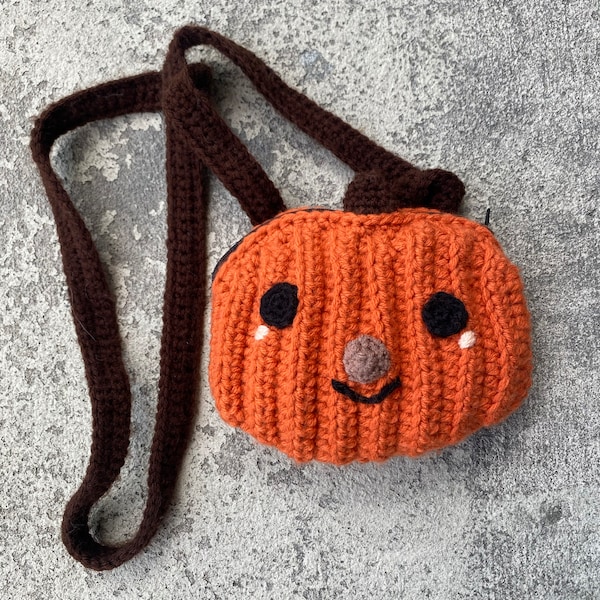 Crossbody Pumpkin Halloween Bag Crochet Pattern, Small Crochet Purse ...