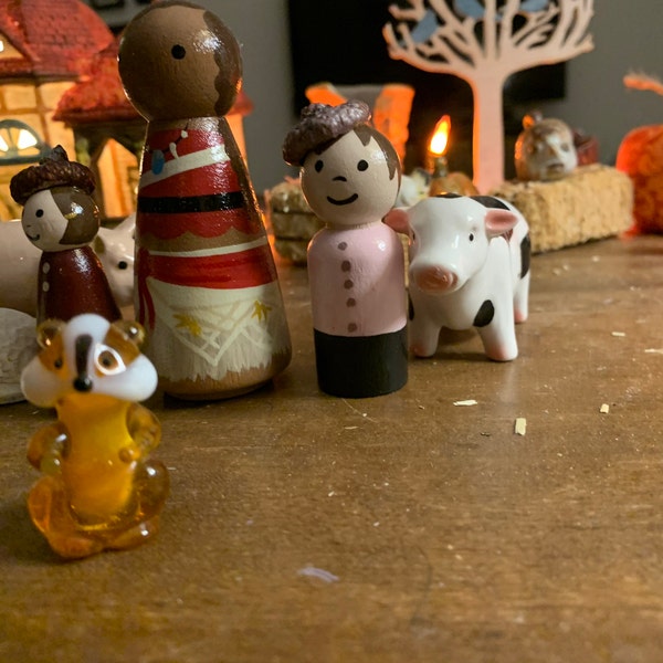 Wooden Finger Puppets King and Queen Peg Doll Puppets ready to Ship ...
