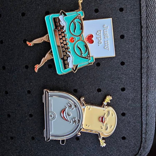 Haunted House Sliding Enamel Pin - Etsy