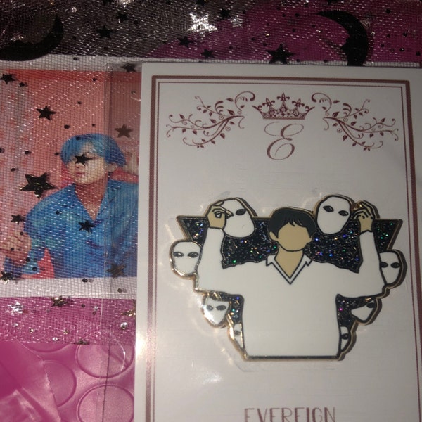 BTS Taehyung V Singularity Enamel Pin - Etsy