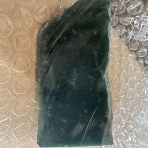 SUPER DARK Princesa BLUE // Rough Jadeite Jade // Guatemalan Guatemala ...