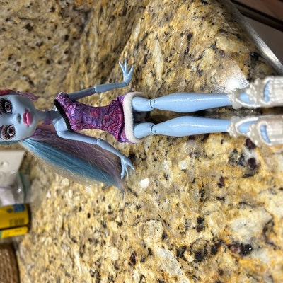 My Little Pony Satin Slipper Secret Surprise Friends Dancer Wednesday ...