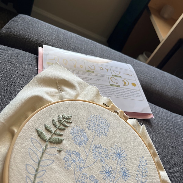 Beginner Embroidery Kit, Easy Embroidery Kit for Beginner, Cross Stitch ...