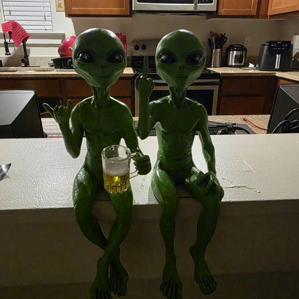 Bigfoot the Rude ‘flipping the Bird’ Sasquatch Yeti Statue Indoor ...