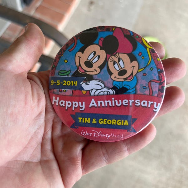 WDW Walt DISNEY WORLD 50th Anniversary Park Button Disney Park Button ...