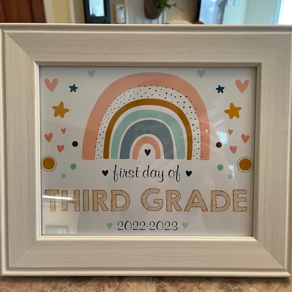 First Day of 3rd Grade Sign / First Day of School Sign / Printable ...